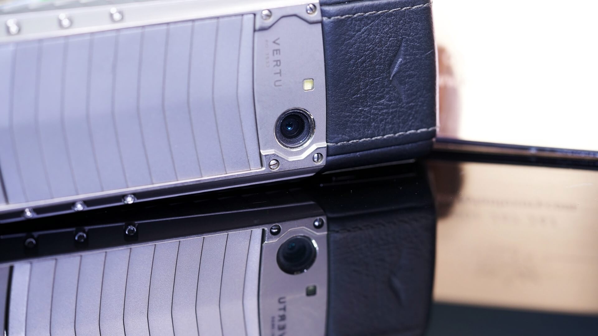 Vertu Ascent X Classic | Kỳ Lân Luxury