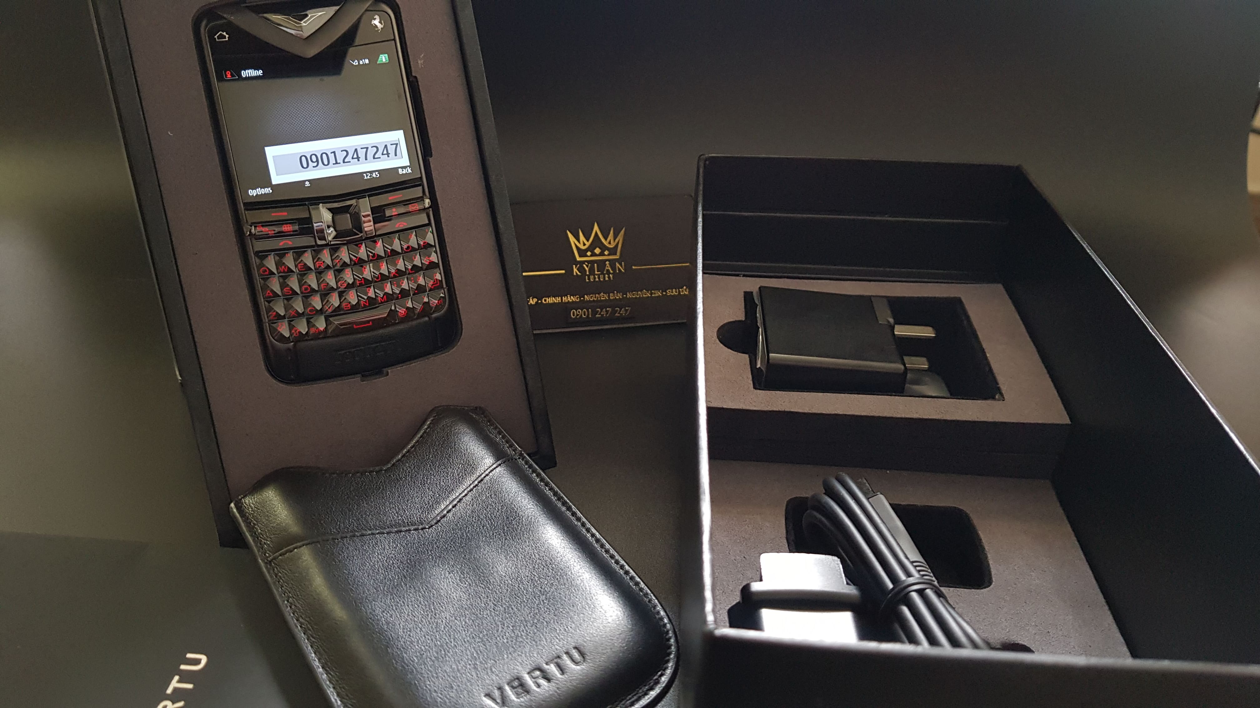 Vertu Quest Ferrari fullbox nguyên bản đẹp cạn lời | Kỳ Lân Luxury