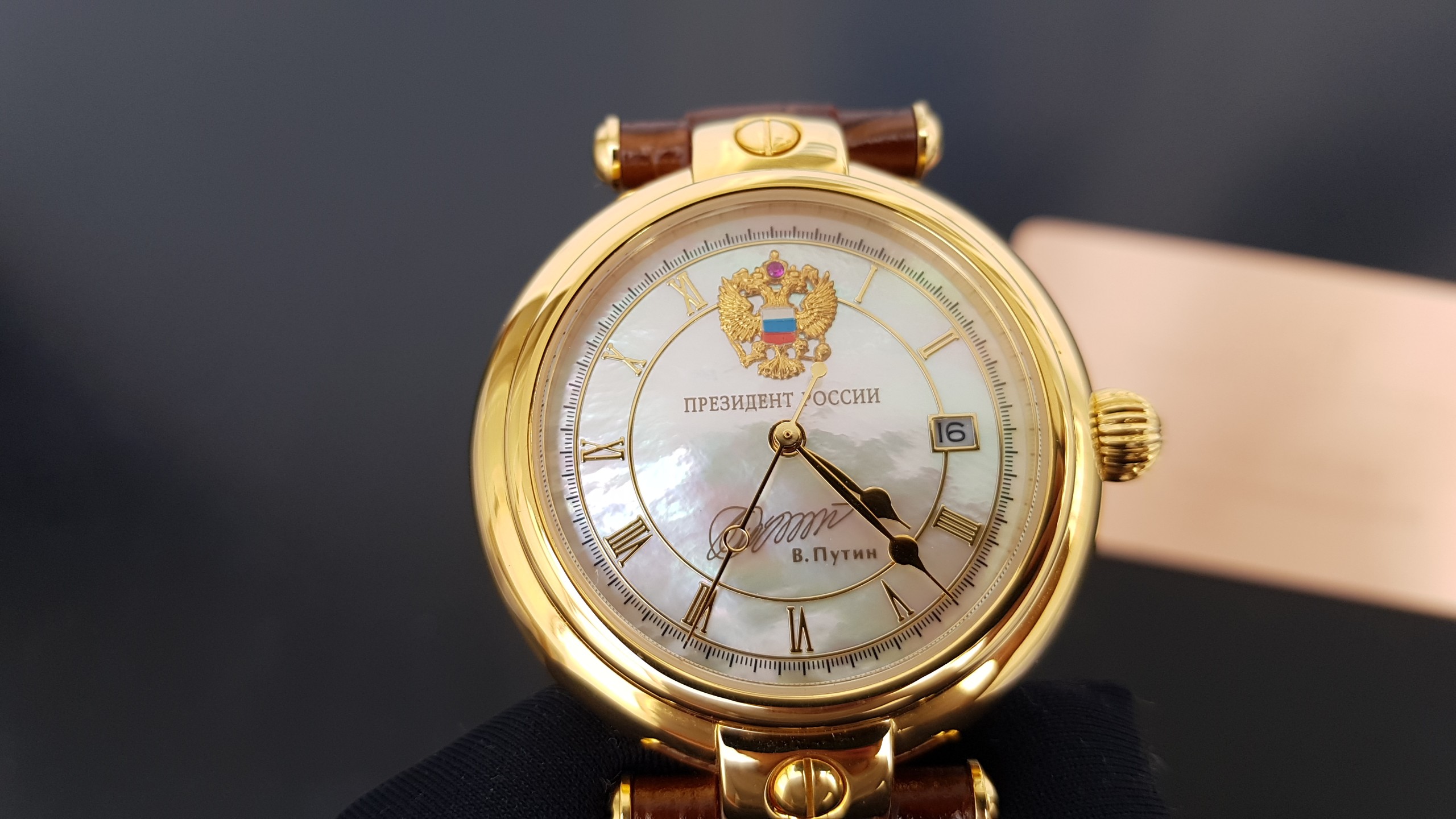 Đồng hồ Poljot President Chữ Kí Tổng Thống Putin | Kỳ Lân Luxury