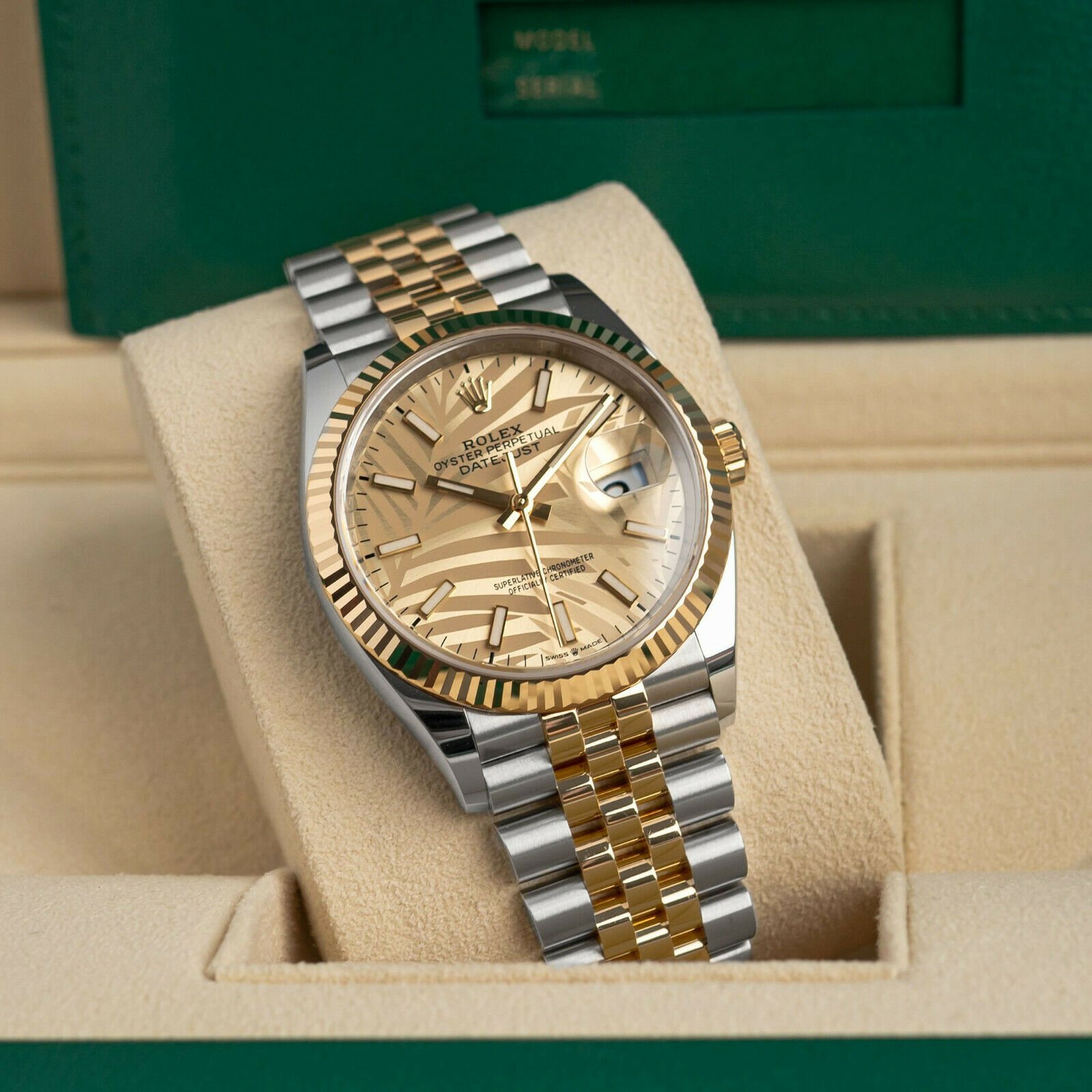 ĐỒNG HỒ ROLEX DATEJUST 36 126233 MẶT SỐ CÂY LÁ NHIỆT ĐỚI VÀNG CHAMPAGNE ...