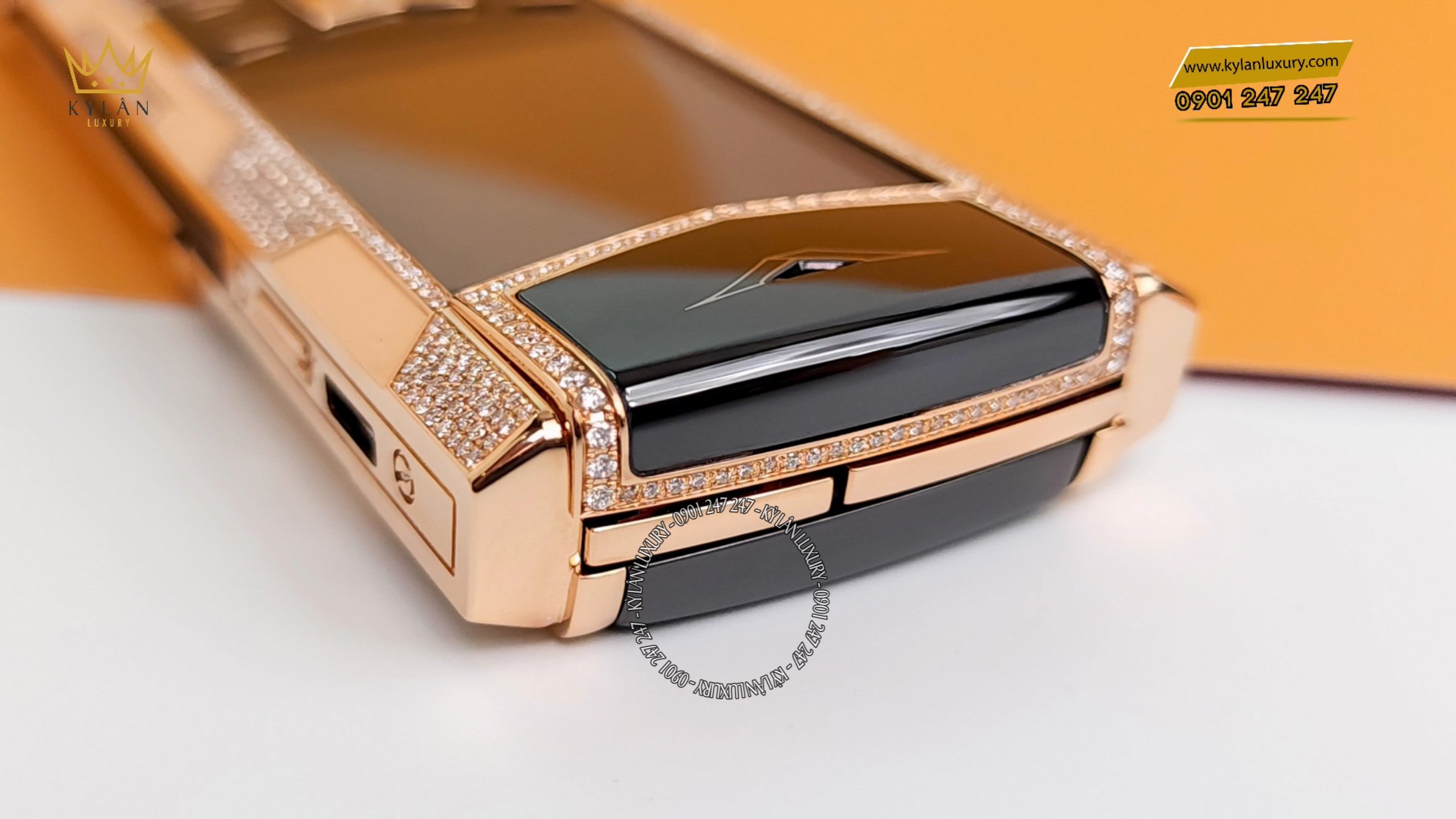 VERTU SIGNATURE S GOLD ZICZAC DIAMOND | Kỳ Lân