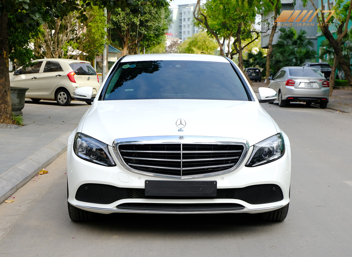Mercedes C200 Exclusive 2021 | THẾ GIỚI XE SANG