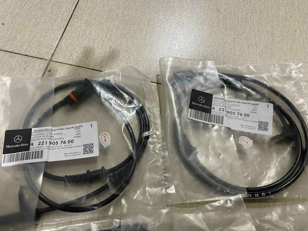 CẢM BIẾN TỐC ĐỘ ABS Mercedes W221