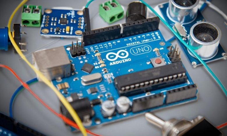 Học lập trình Arduino cơ bản – Khởi đầu cho tư duy sáng tạo Makeblock