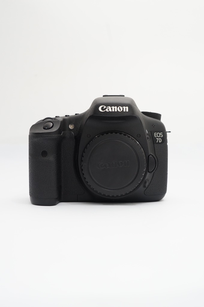 Canon 7D (Body) CỬA HÀNG MÁY ẢNH CŨ HÀ NỘI |MACHN | Máy Ảnh Cũ Hà Nội