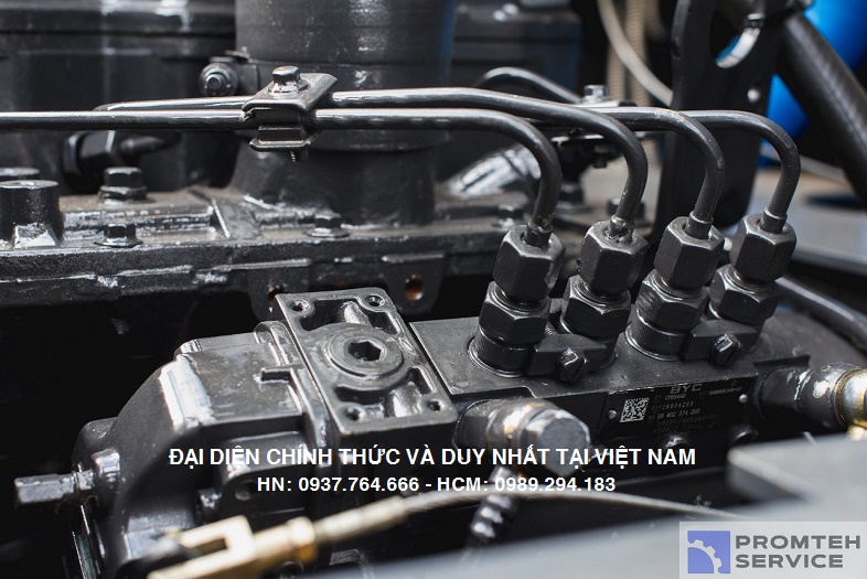 Xe lu bánh lốp 16 tấn XCMG XP163 nhập khẩu mới 100% www.xemaycogioi.com