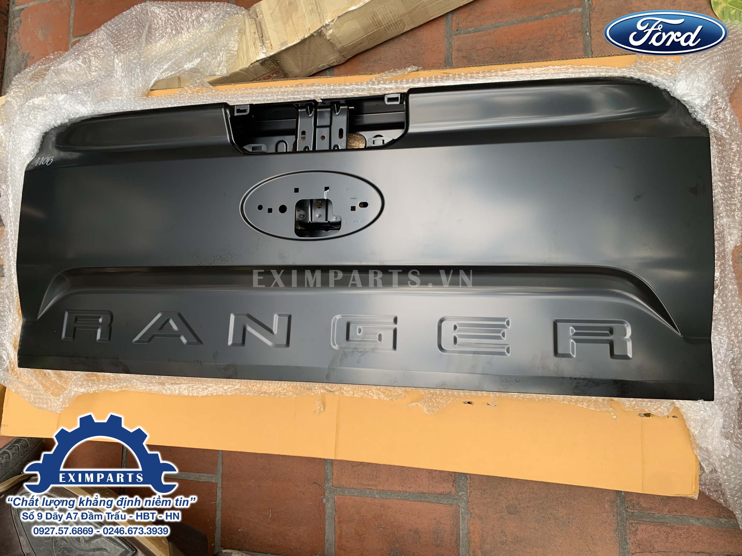 CỬA THÙNG SAU FORD RANGER N1WZ2640110B / N1WBE40709AL