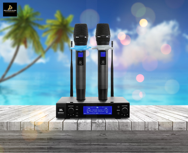 Top 7 micro karaoke không dây hay nhất hiện nay 2023