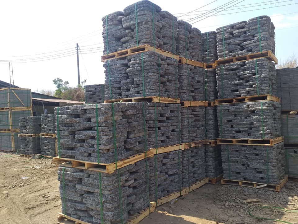 Đá ong xám ốp trang trí – TỔNG KHO PHÂN PHỐI ĐÁ TỰ NHIÊN