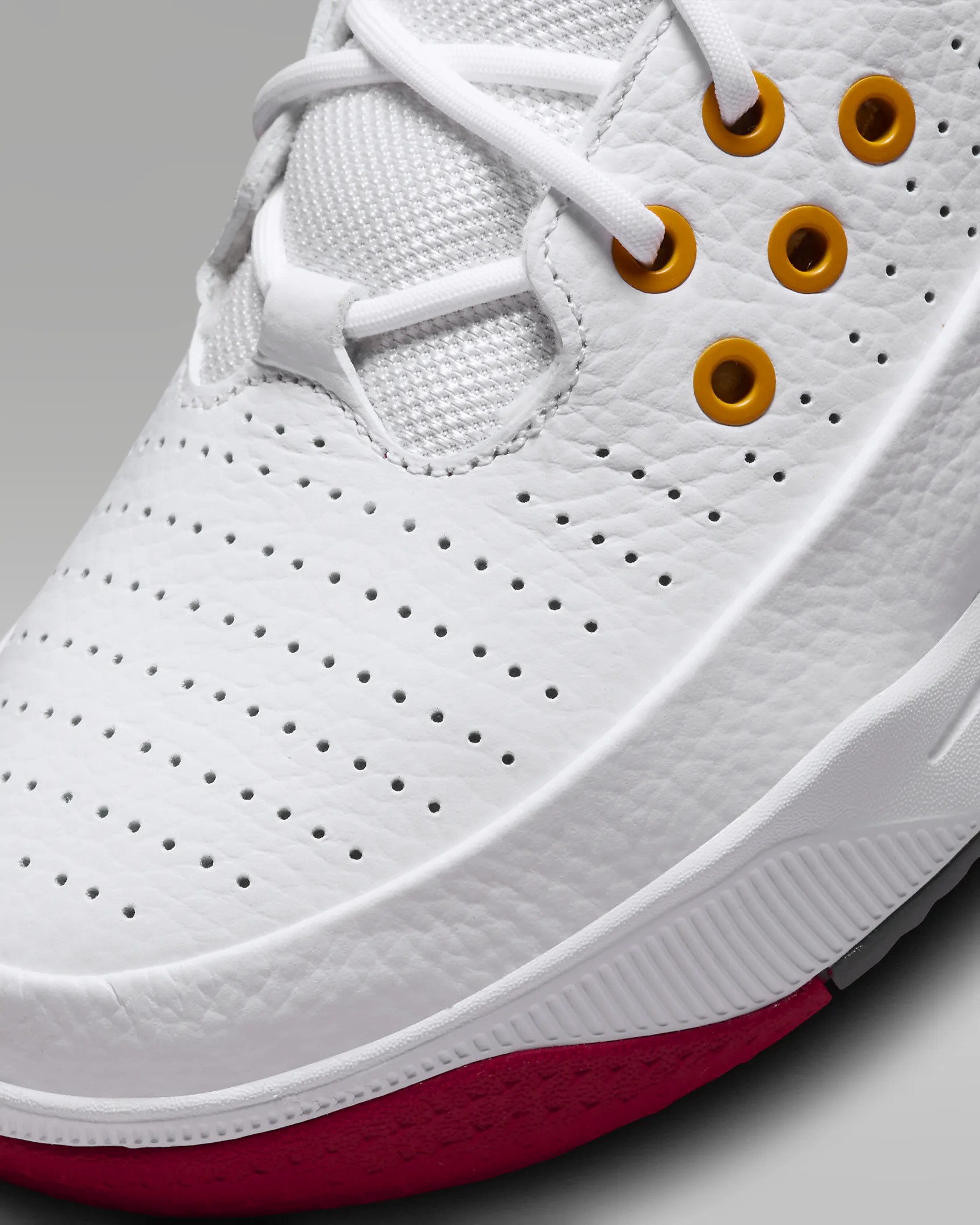 Giày Nike Nam Chính Hãng - Jordan Max Aura 5 - Trắng | JapanSport ...