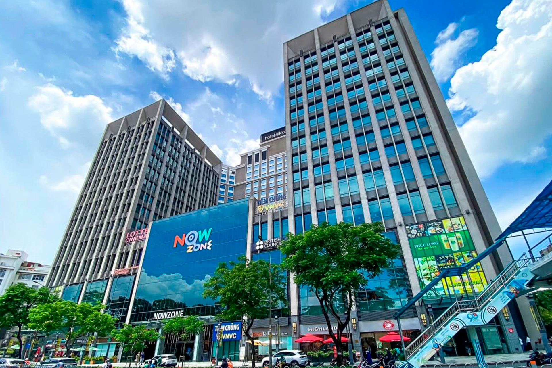 TẾT ĐẾN NOWZONE - TRẢI NGHIỆM MASSAGE, RINH QUÀ CỰC XỊN CÙNG PHILIPS ...