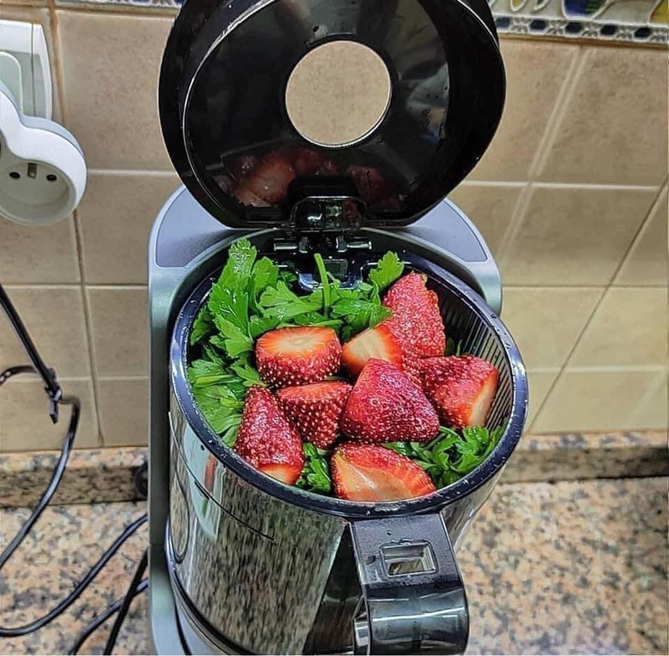 Máy ép chậm Hurom H201