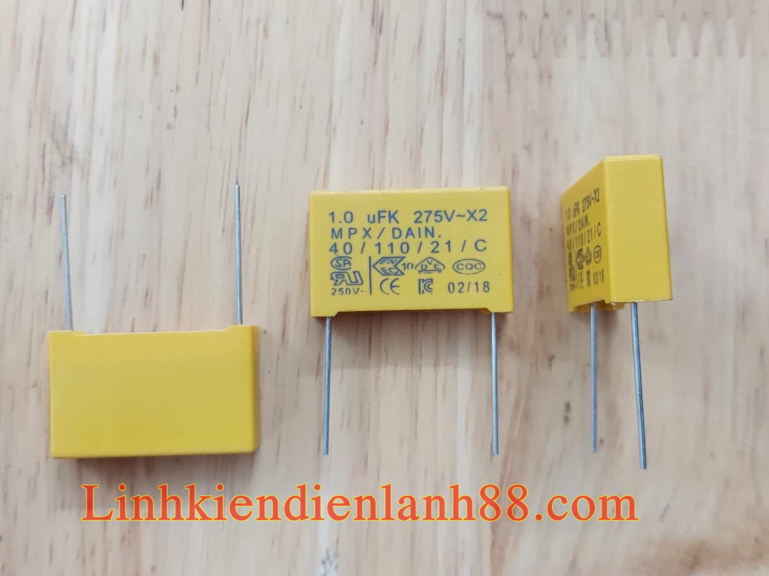 Tụ lọc nguồn AC 1.uF 1uF 275V chân 20mm mới. Linh Kiện Điện Lạnh 88