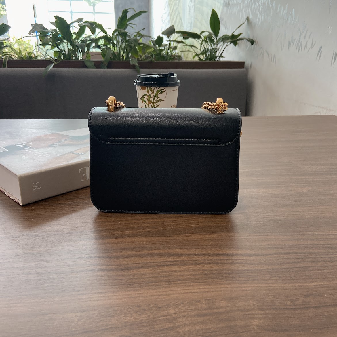 Túi Charles & Keith Metallic Push Lock Chain Bag Black [ CK2-80701218-6 ...