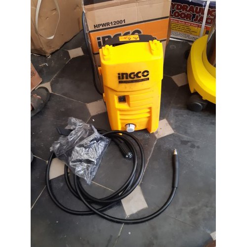 Máy xịt rửa 1200W Ingco HPWR12001