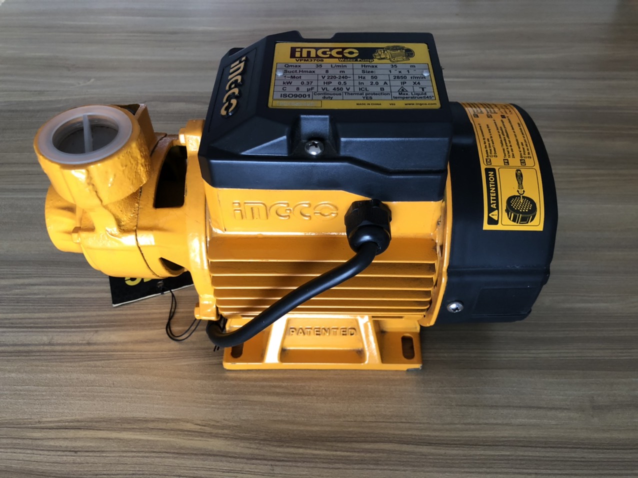 Máy bơm nước 370W Ingco VPM3708