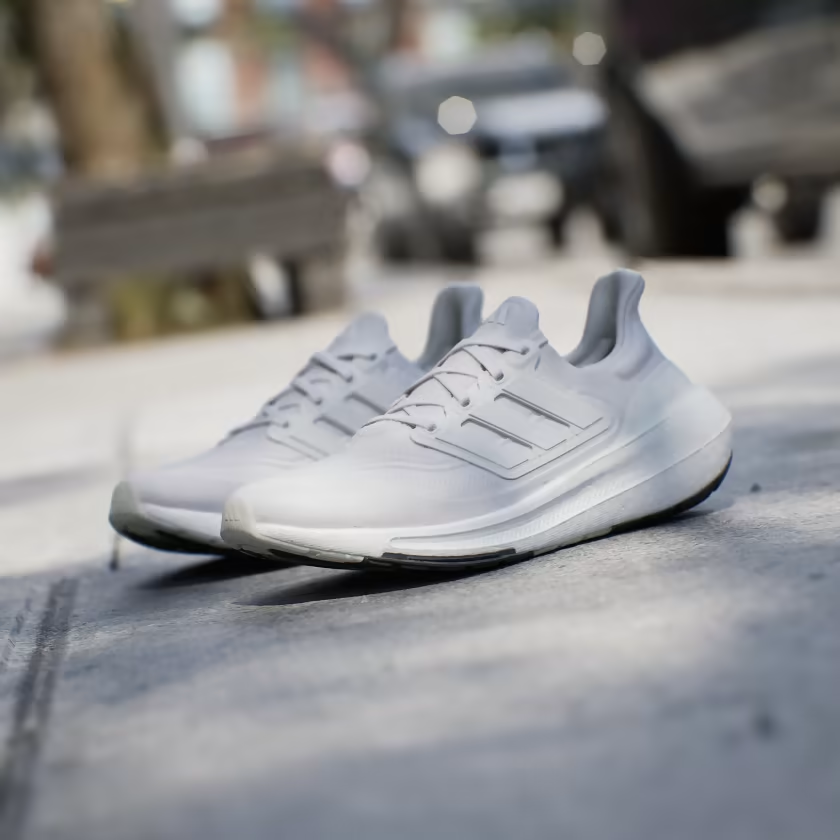 Giày Thời Trang Adidas Ultraboost Light 23 "Triple White" GY9350 Bounty ...