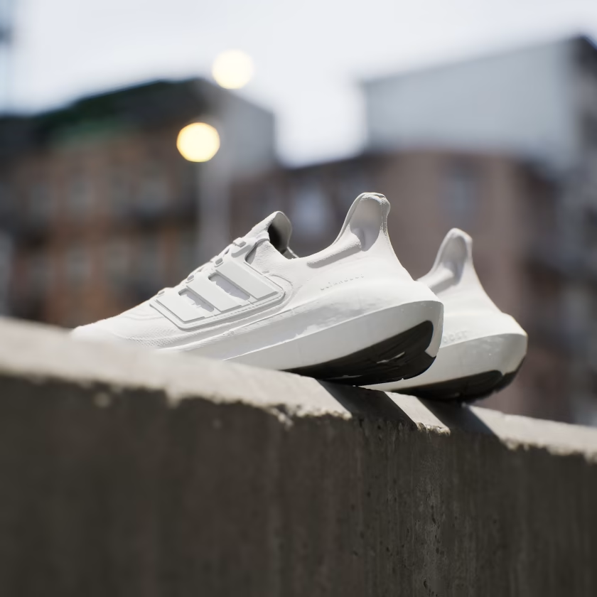 Giày Thời Trang Adidas Ultraboost Light 23 "Triple White" GY9350 Bounty ...