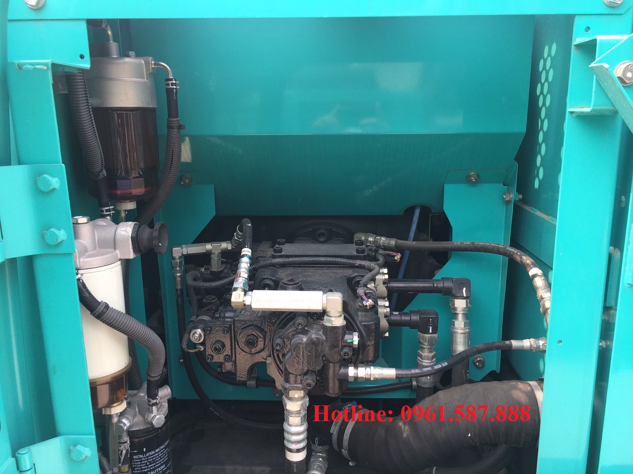 Máy xúc đào bánh xích KOBELCO SK130-8, gầu 0.5m3, máy mới 100%