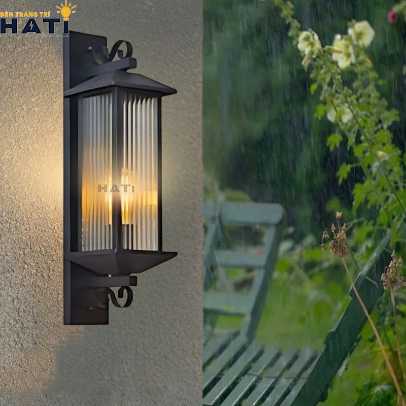 Đèn tường ngoài trời cổ điển Renavi