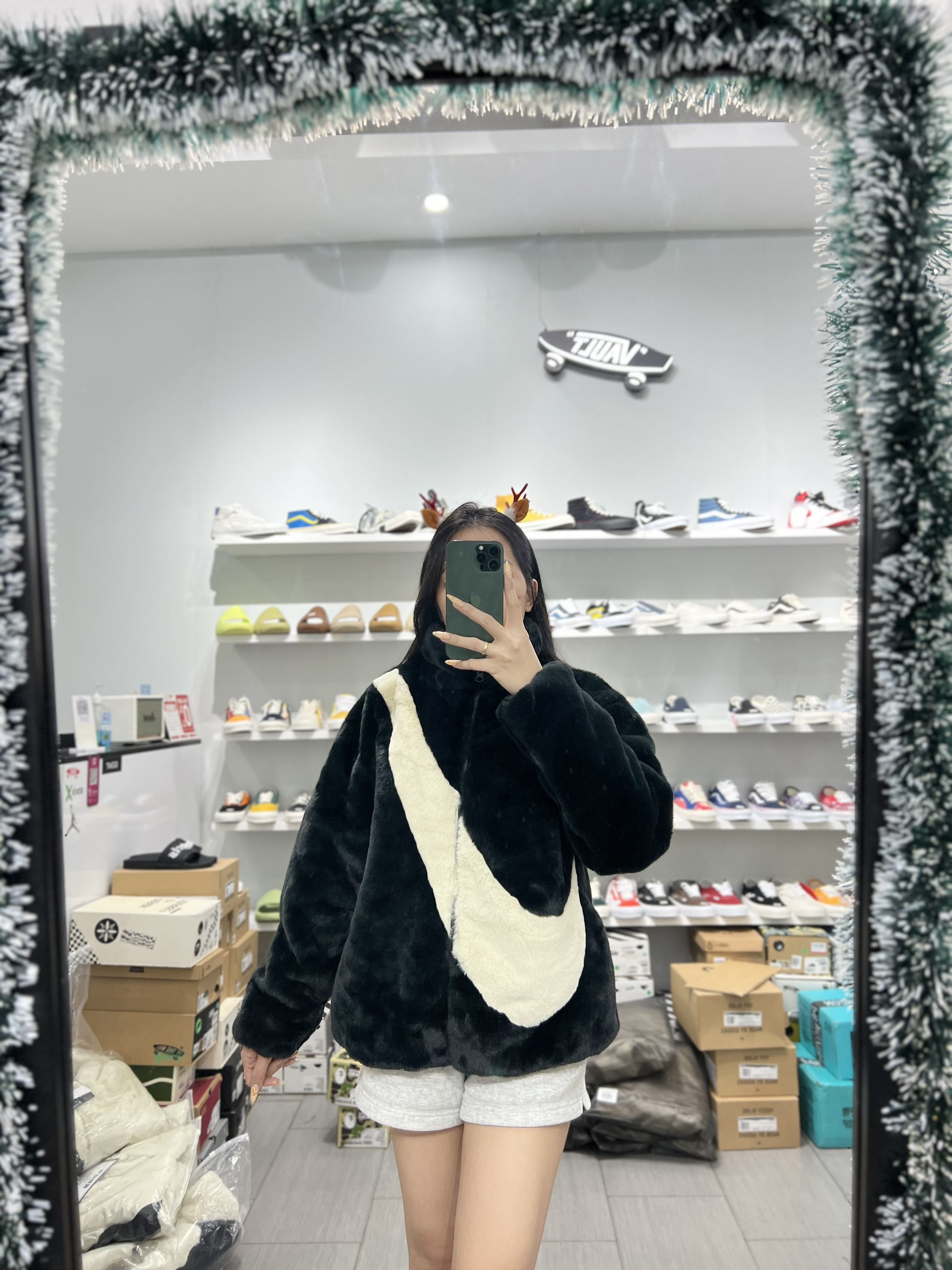 Nike Jacket NSW SWOOSH FAUX FUR - VAULT VIETNAM