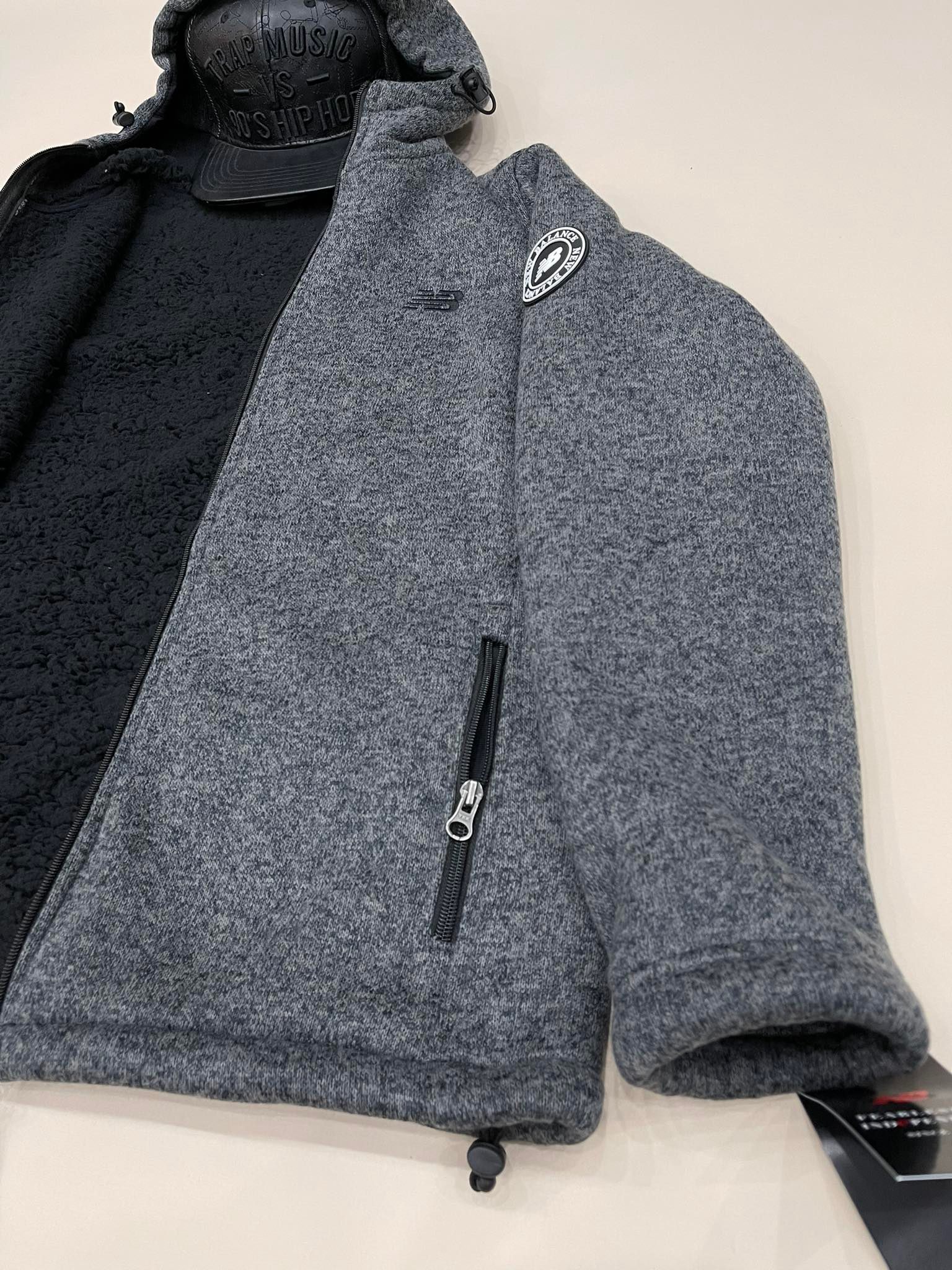 Áo Khoác Nỉ Bông New Blance Lông Cừu 'Grey' - RN130893