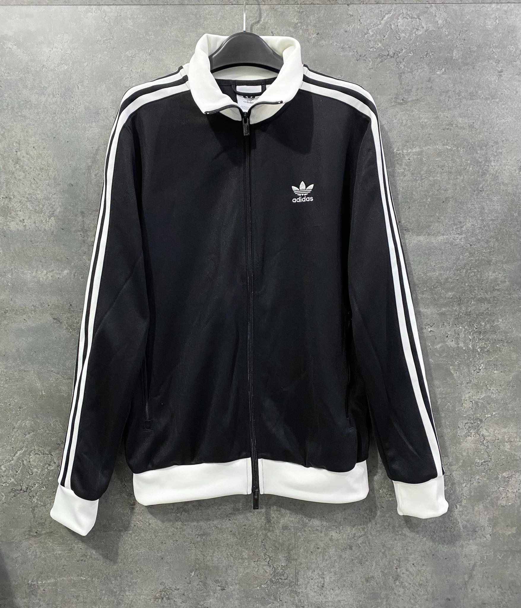 Áo Khoác Chính Hãng - Adidas Adicolor ClassiC ''Black'' - II5763