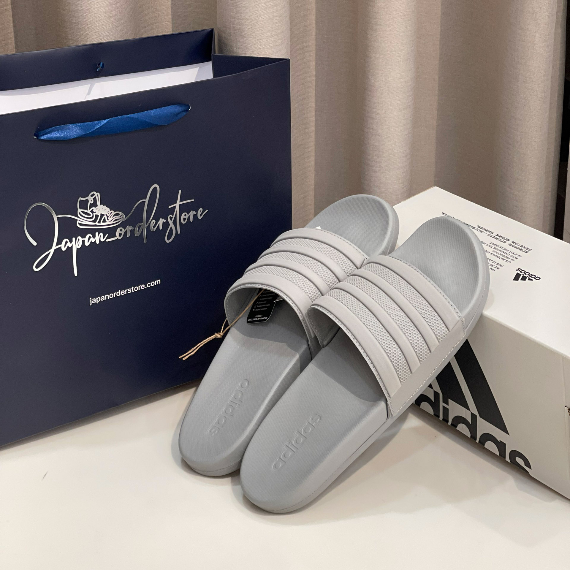 Dép Adidas Adilette Comfort Charcoal Solid Grey ID3404