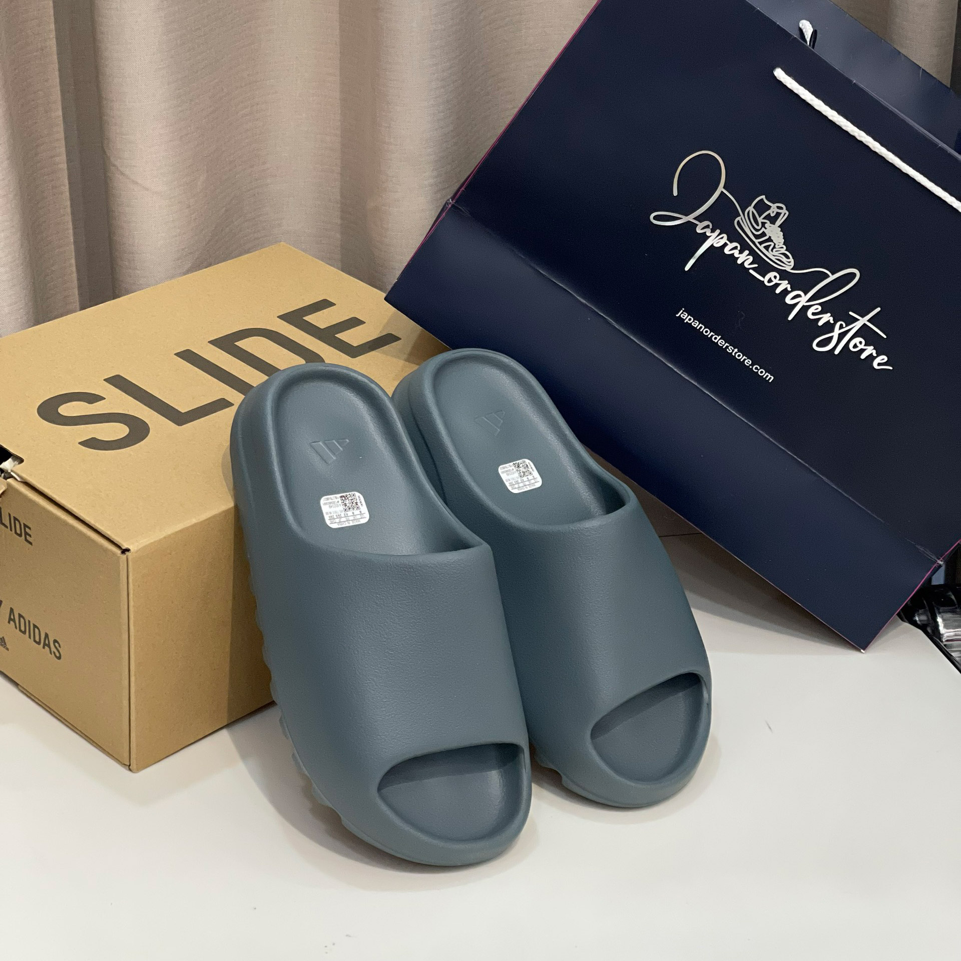 Dép Adidas Yeezy Slide Slate Marine ID2349