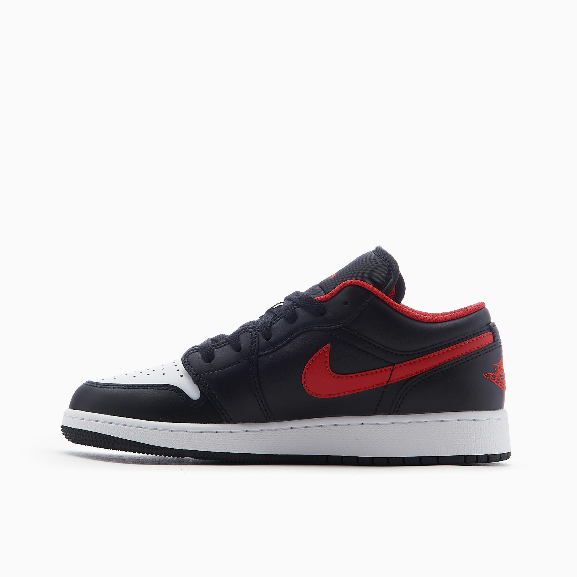 Giày Nike Air Jordan 1 Low GS Black Fire Red 553560-063