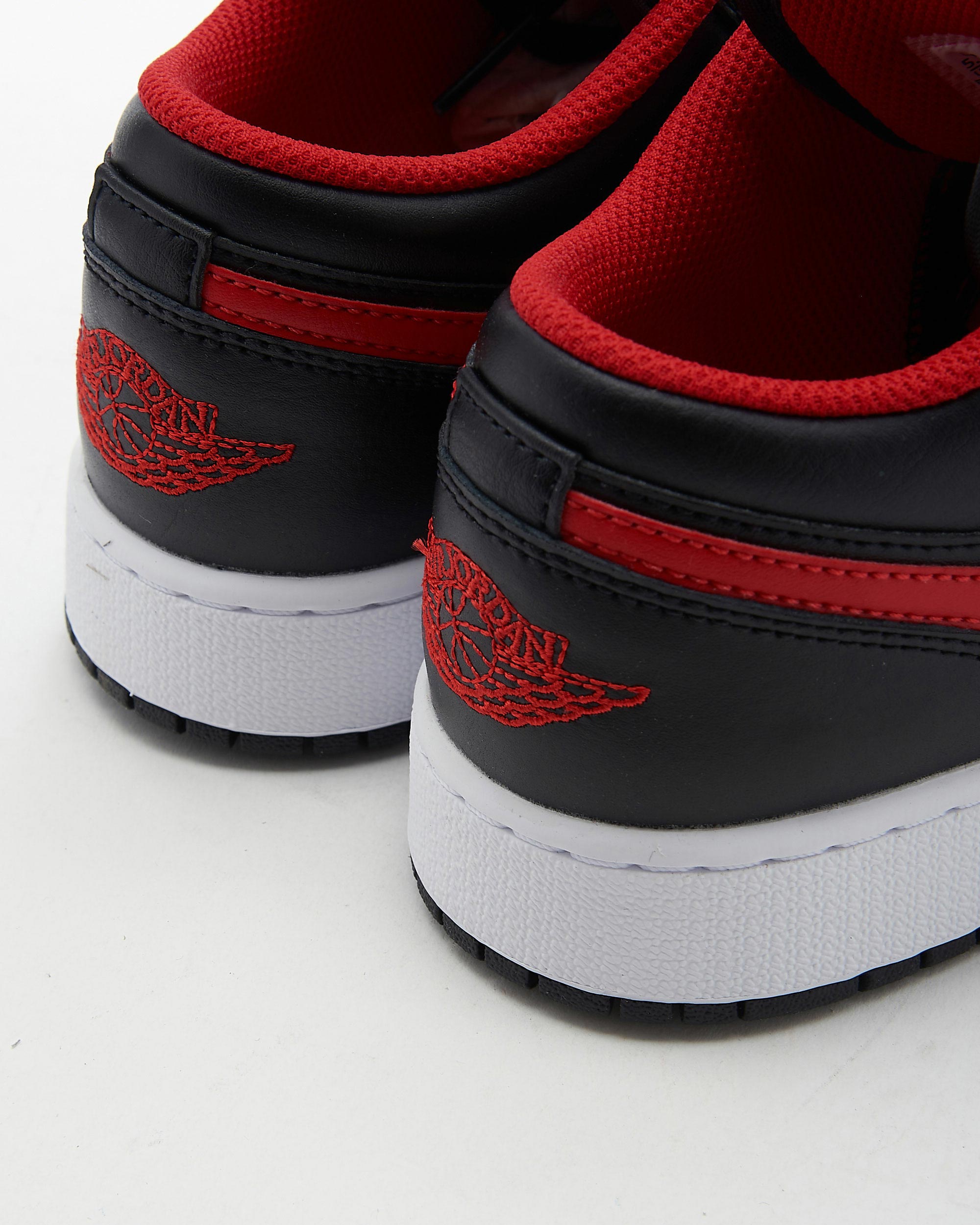 Giày Nike Air Jordan 1 Low GS Black Fire Red 553560-063