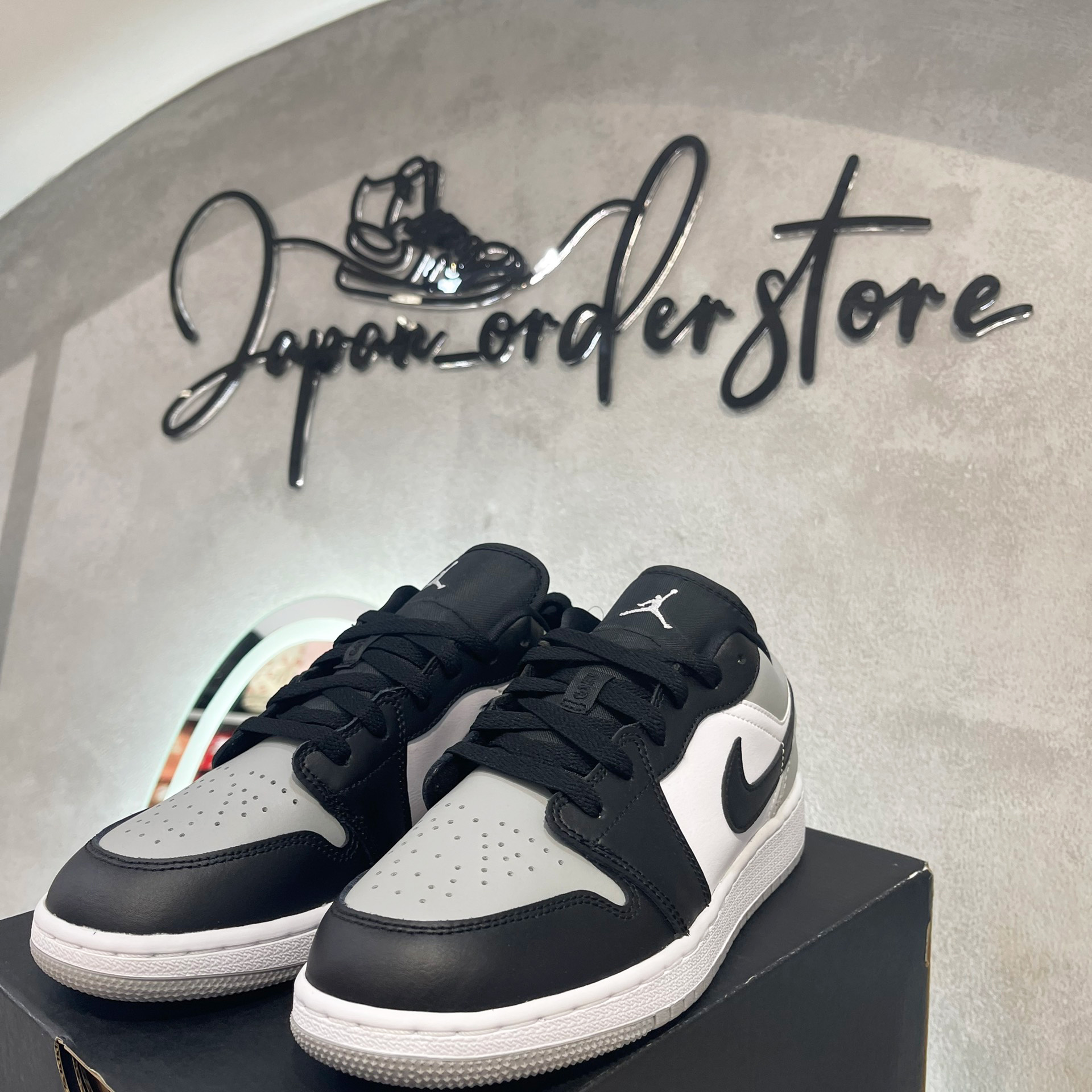 Nike Air Jordan 1 Low ‘Shadow Toe’ 553558-052