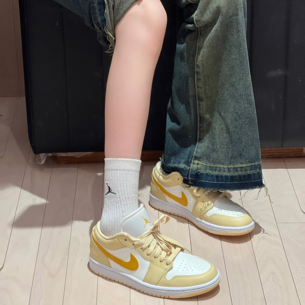 Giày Air Jordan 1 Low Pale Vanilla Yellow Ochre DC0774-170