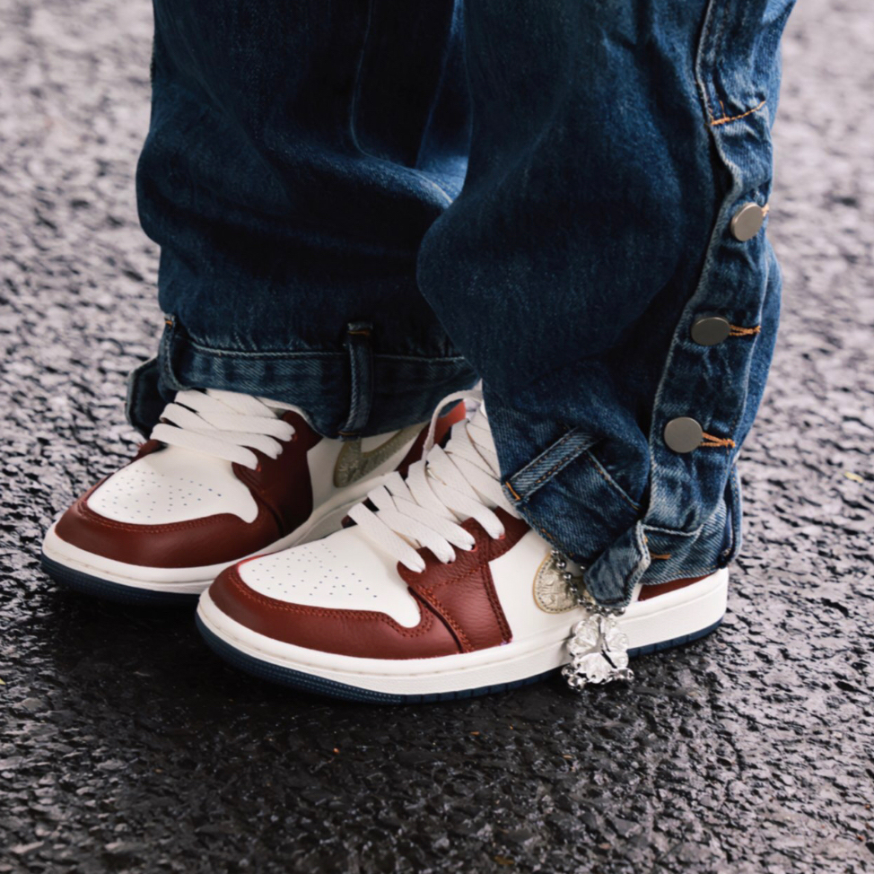 Giày Air Jordan 1 Low SE Year of the Dragon FJ5735-100