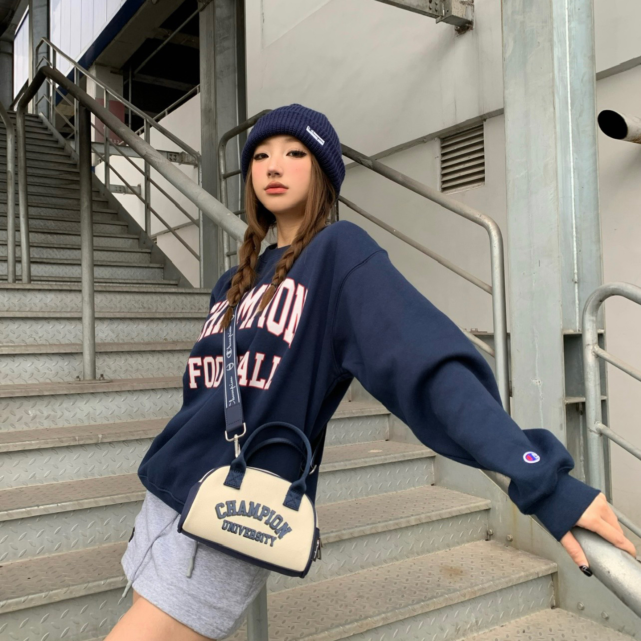 Túi Champion University Autumn Bowling Navy Bag