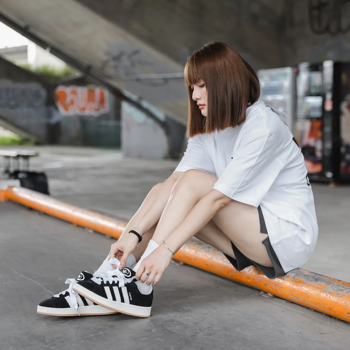 Giày Adidas Campus 00s Black Cloud White HQ8708