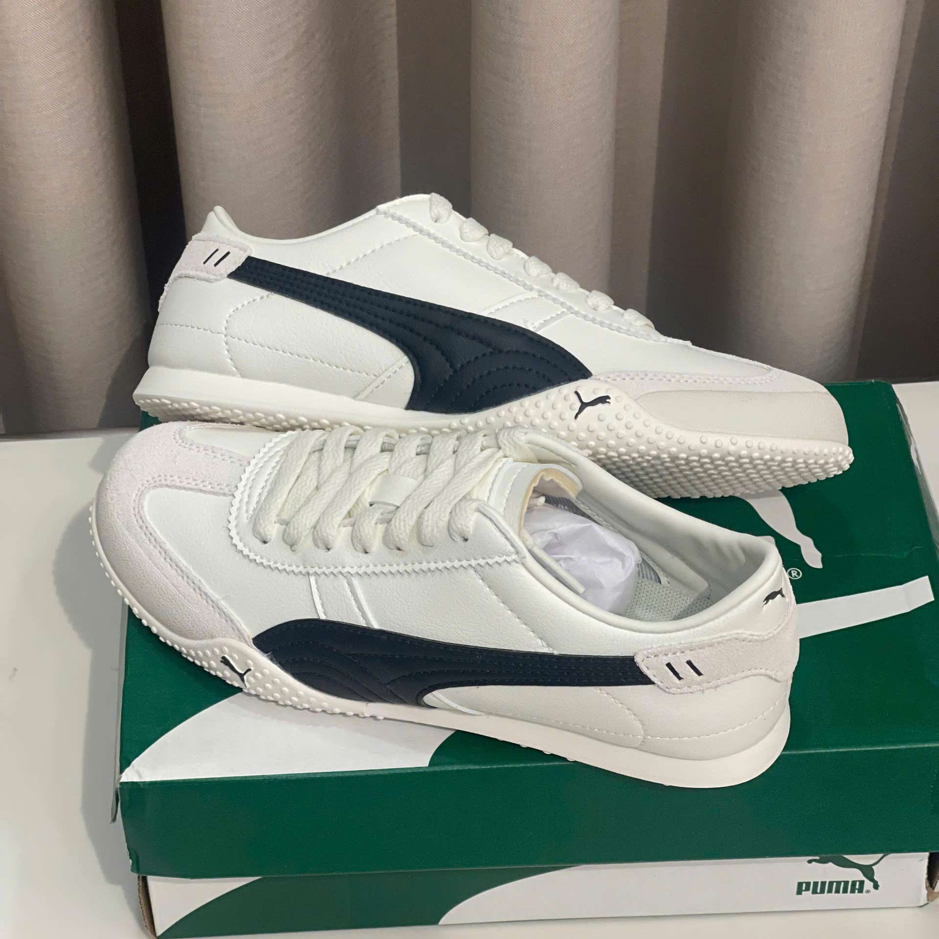 Giày Puma Bella UT Leather Warm White Black 405256-01