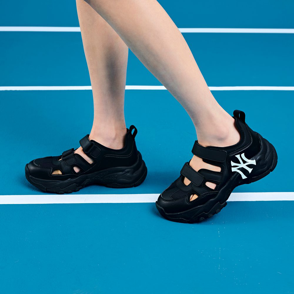 Giày MLB Bigball Chunky Mask NY Black 3ASDCH123-50BKS