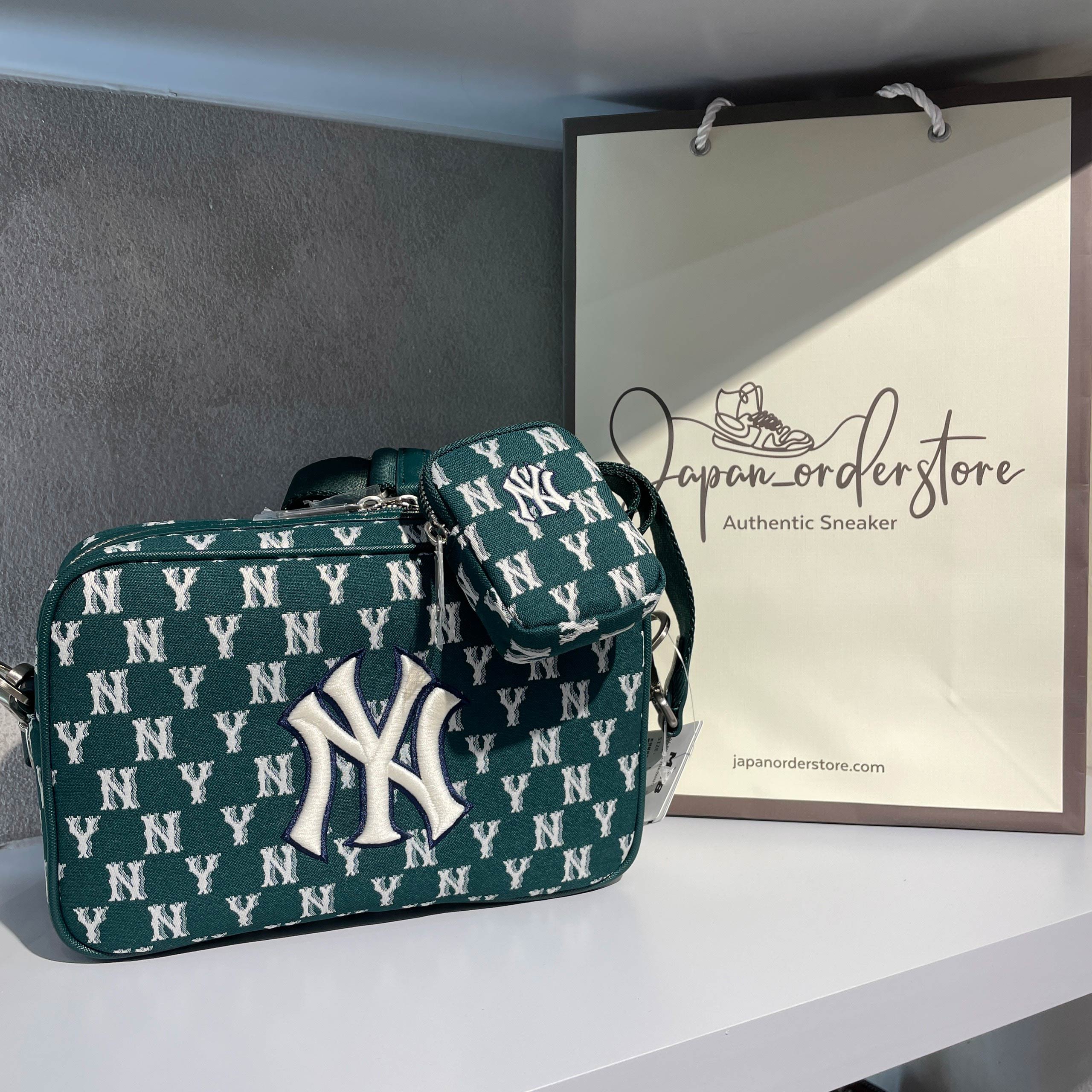 Túi MLB Monogram New York Yankees Green 3ACRM012N-50GND
