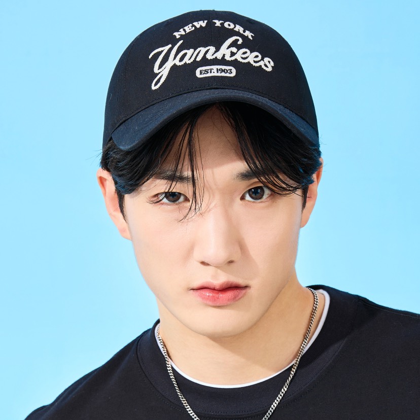 Nón MLB Varsity Lettering New York Yankees 3ACPL033N-50BKS