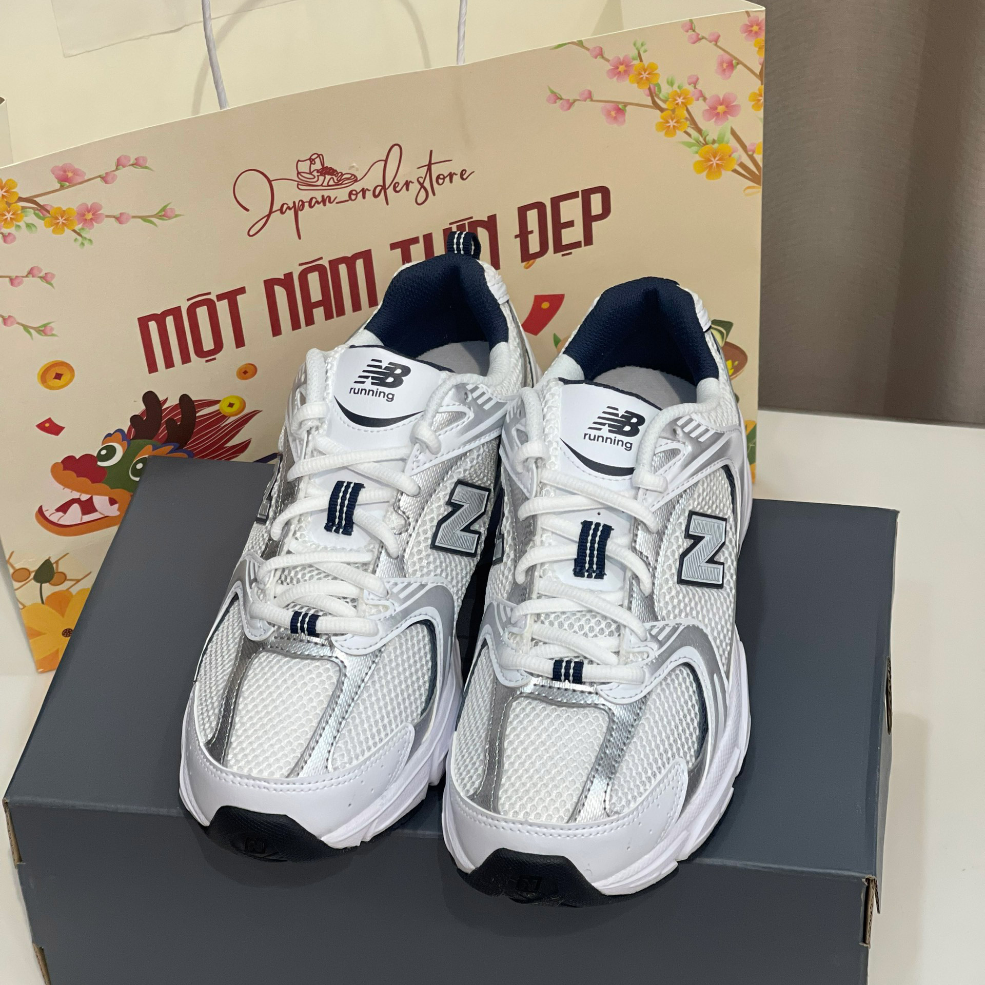 Giày New Balance 530 Retro Running Navy MR530SG