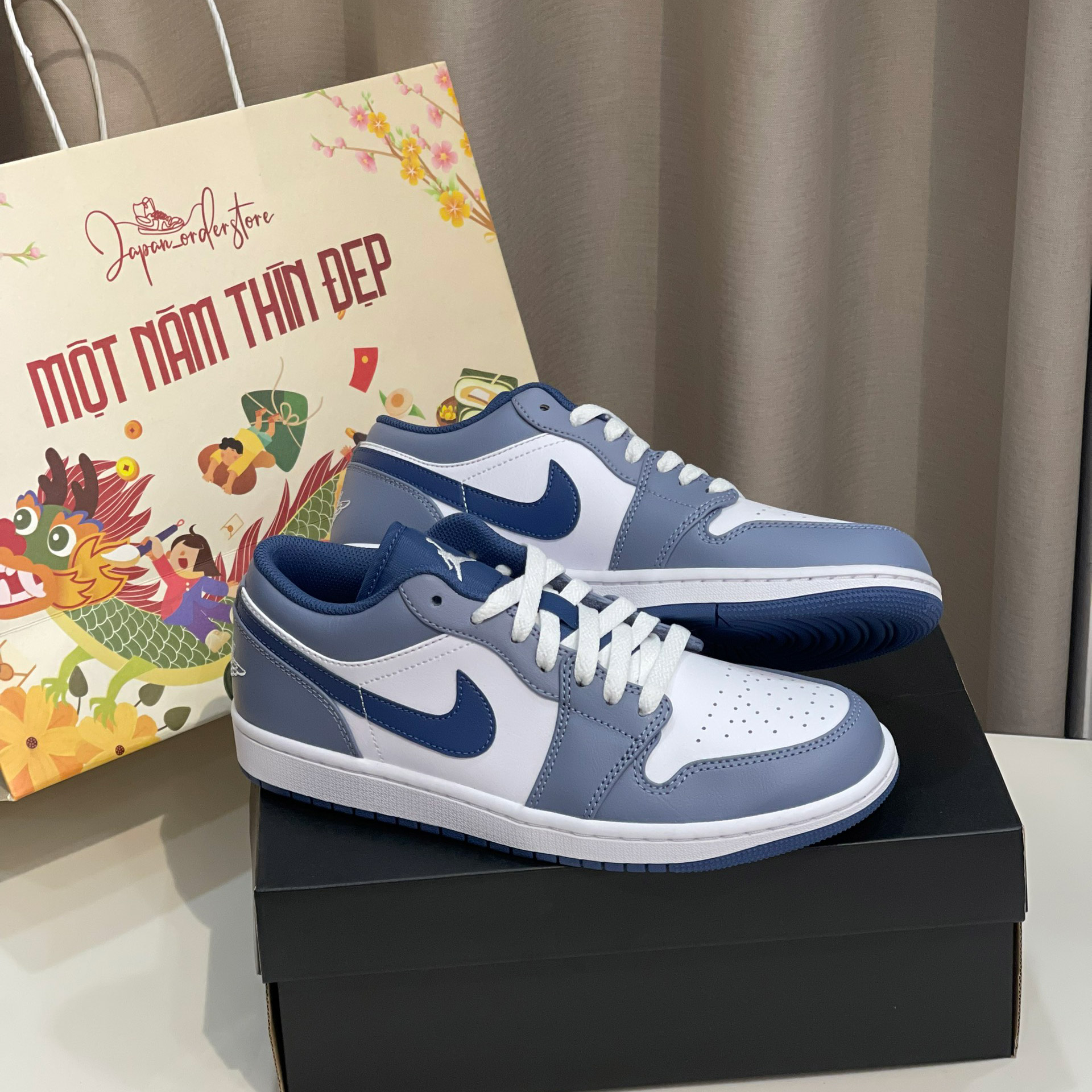 Giày Nike Air Jordan 1 Low Ashen Slate 553558-414