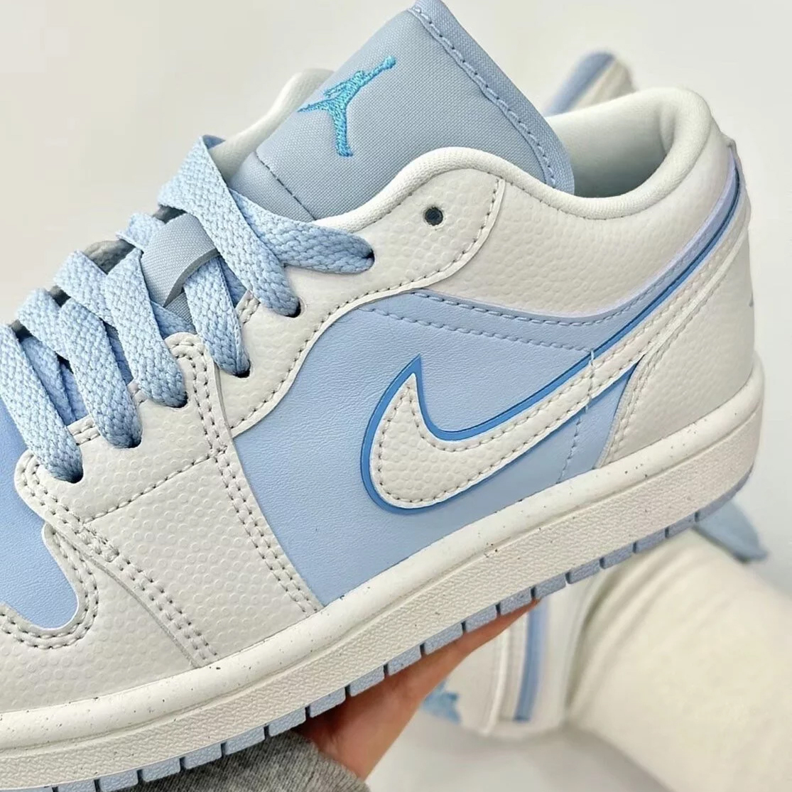 Giày Nike Air Jordan 1 Low SE Reverse Ice Blue W DV1299-104