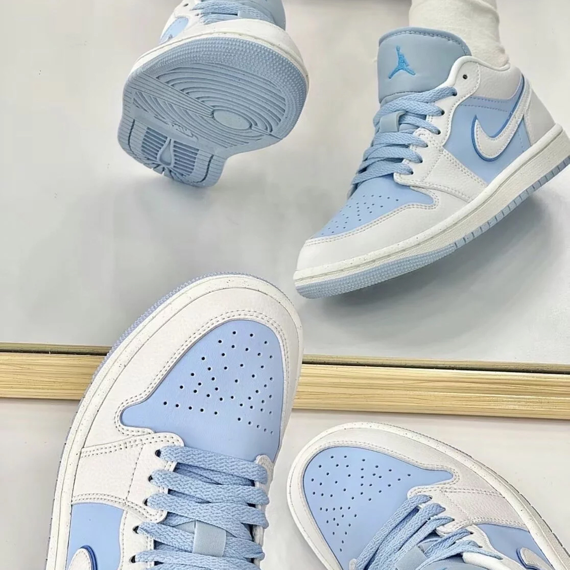 Giày Nike Air Jordan 1 Low SE Reverse Ice Blue W DV1299-104