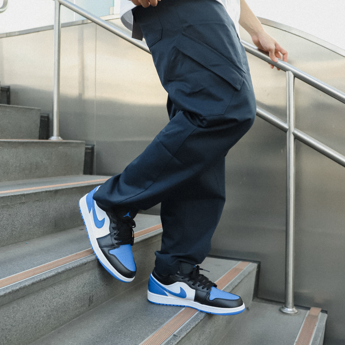 Giày Nike Air Jordan 1 Low Royal Blue Toe 553558-140