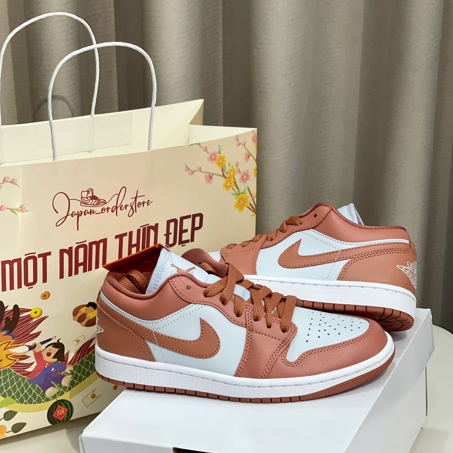 Giày Nike Air Jordan 1 Low Sky J Orange DC0774-080