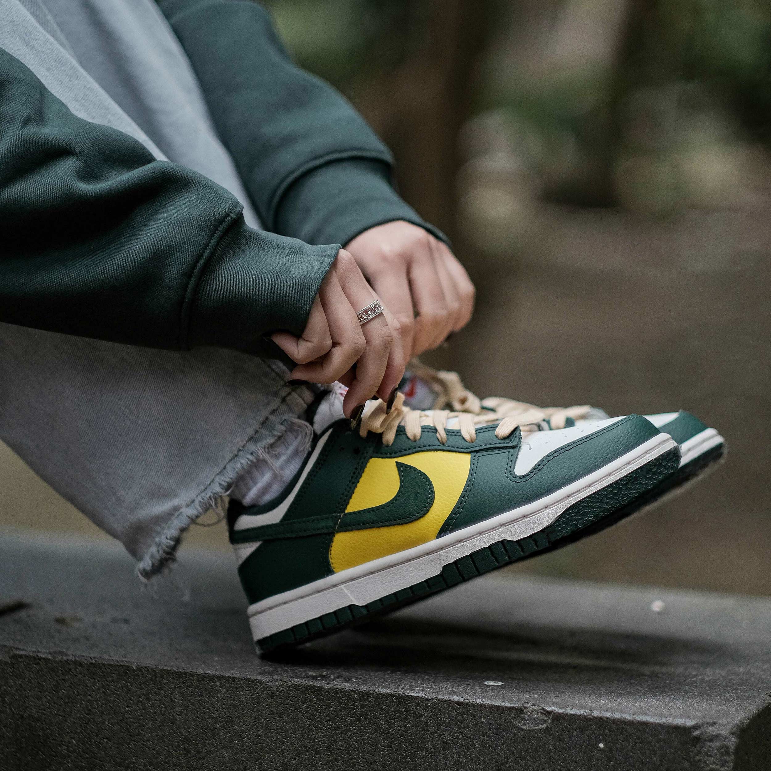 Giày Nike Dunk Low SE Noble Green FD0350-133 | Authentic