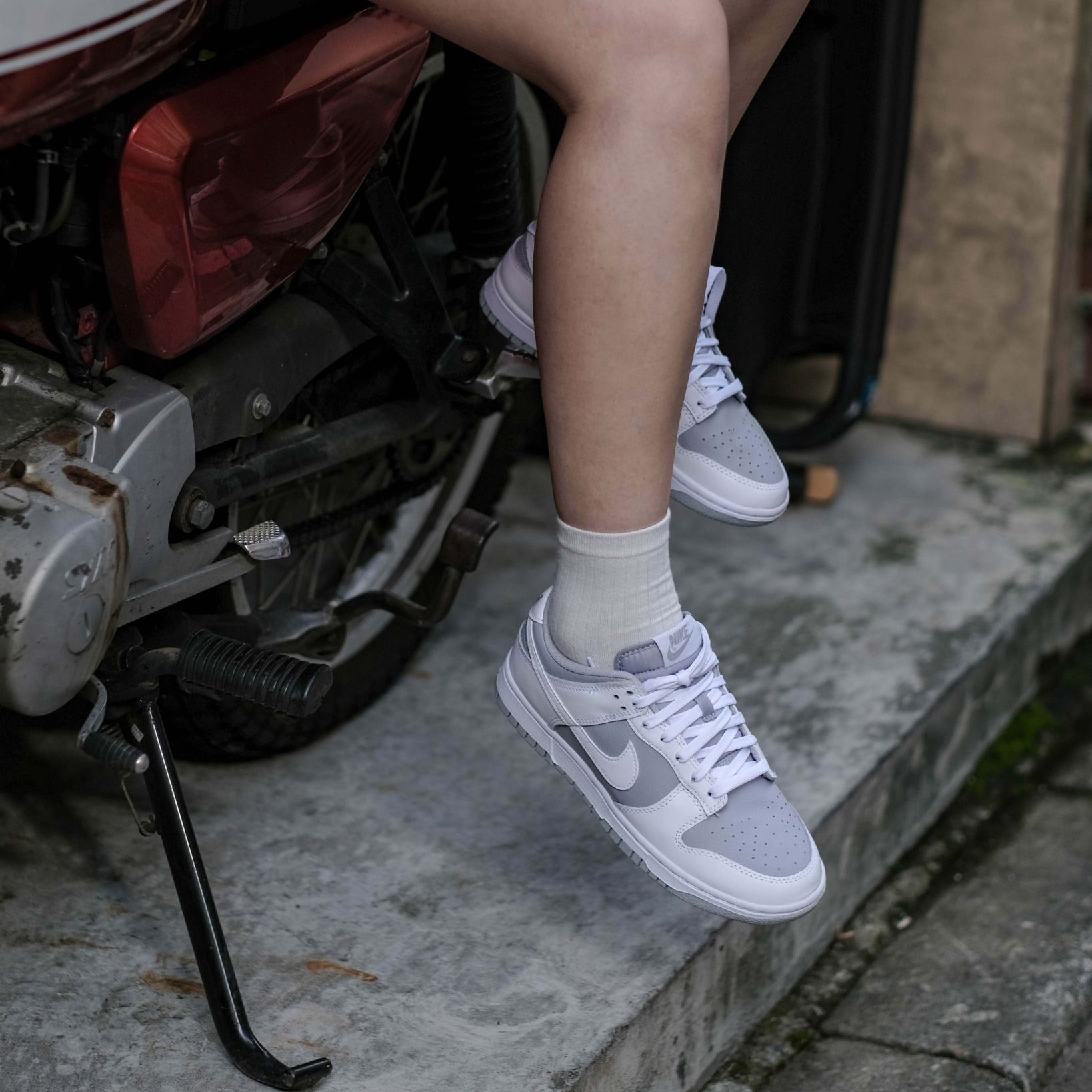 Giày Nike Dunk Low Retro White Grey DJ6188-003