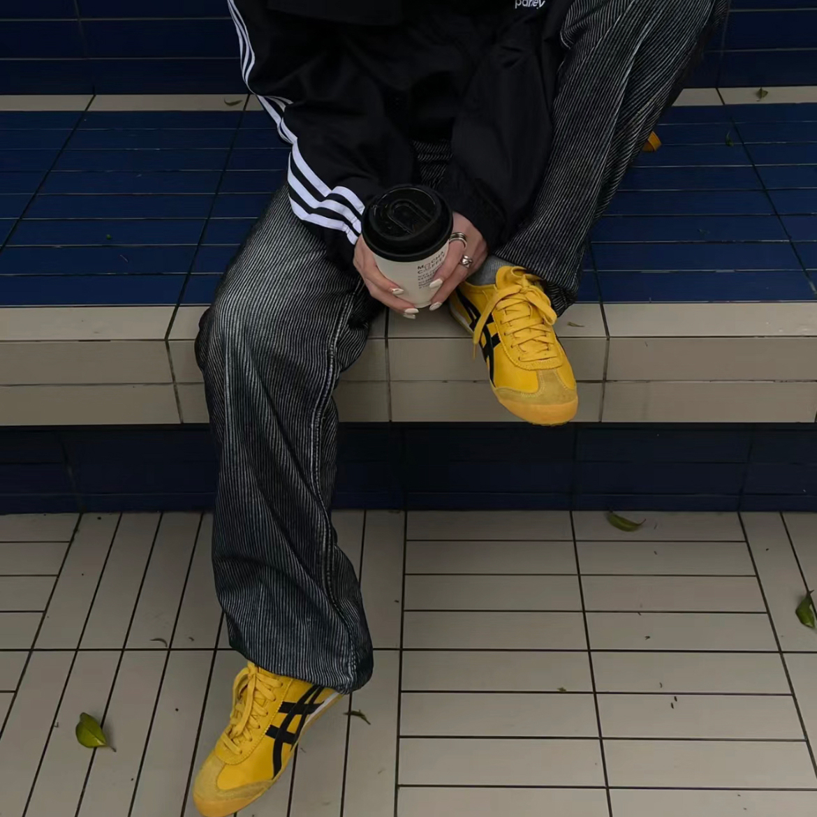 Giày Onitsuka Tiger Mexico 66 Black Yellow 1183C102-751