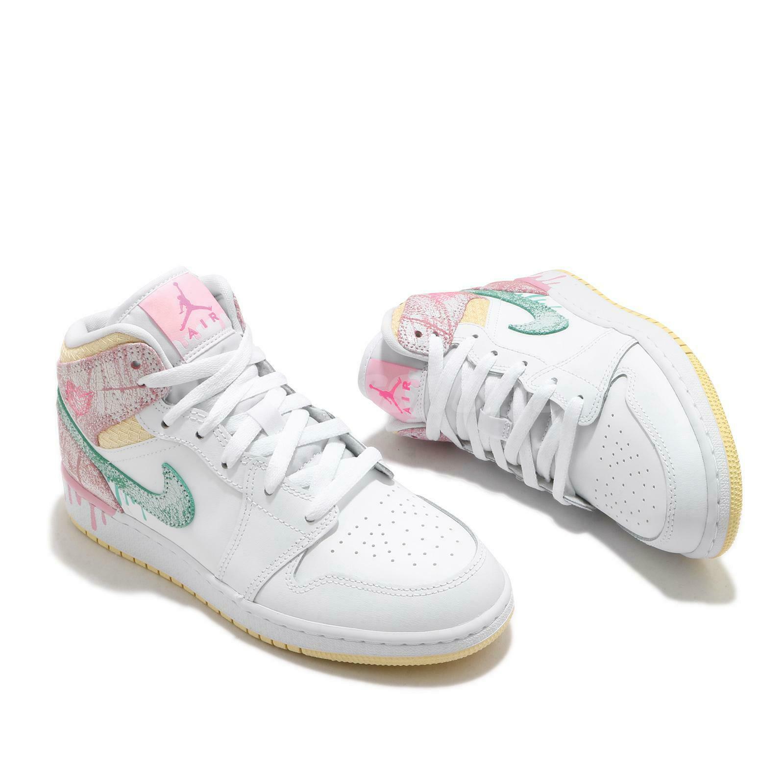 Giày Nike Air Jordan 1 Mid Features Paint Drip DD1666-100